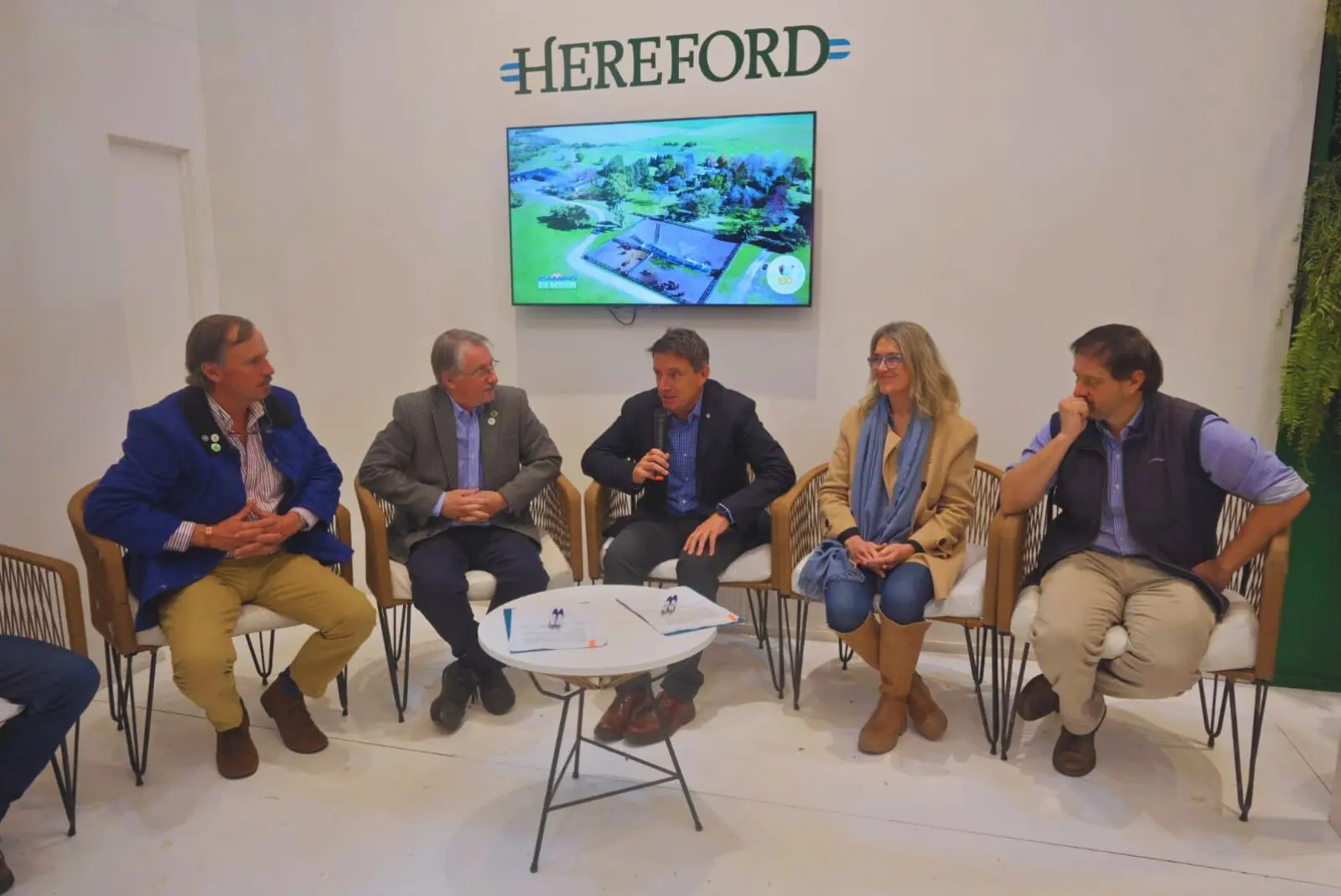 Hereford Argentina y el INTA buscan mejorar la productividad ganadera ...